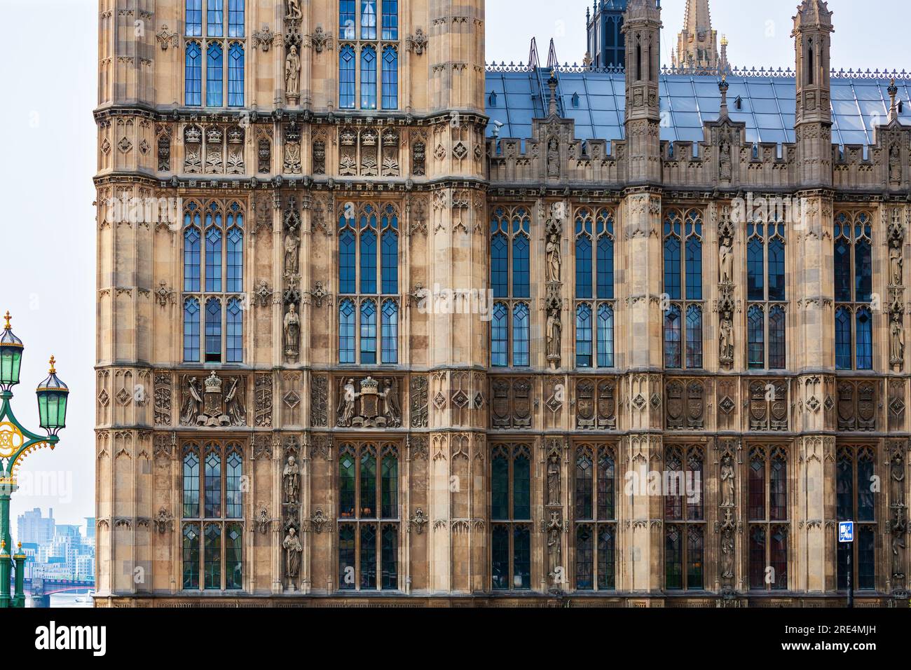London gothic architecture hi-res stock photography and images - Alamy