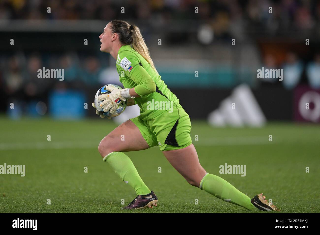 Alexandra davies hi-res stock photography and images - Alamy