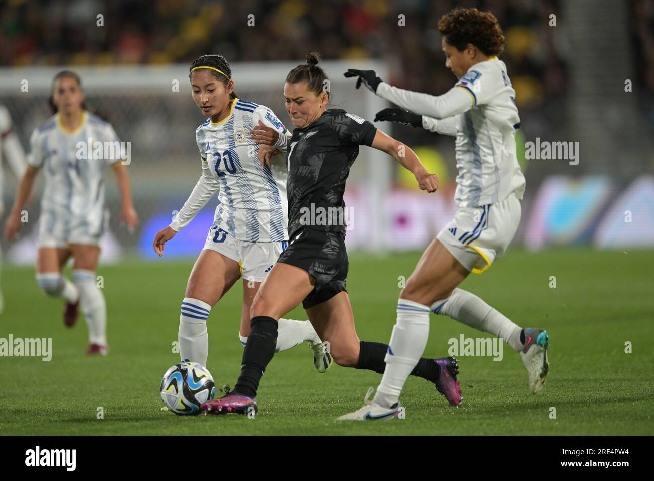 Wellington, New Zealand. 25th July, 2023. Quinley Mirielle Quezada (L ...