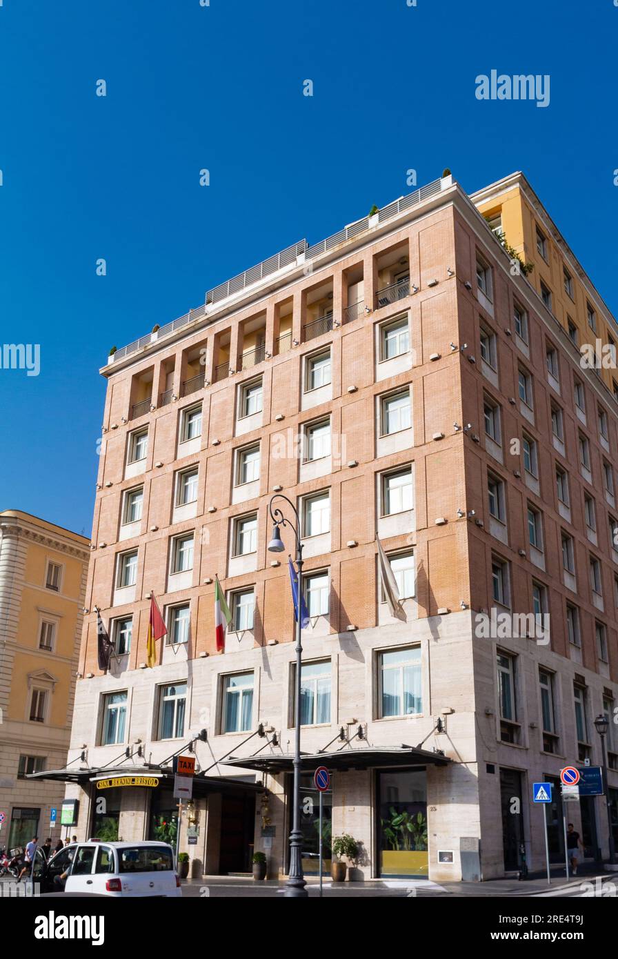 Bernini architecture hi-res stock photography and images - Alamy