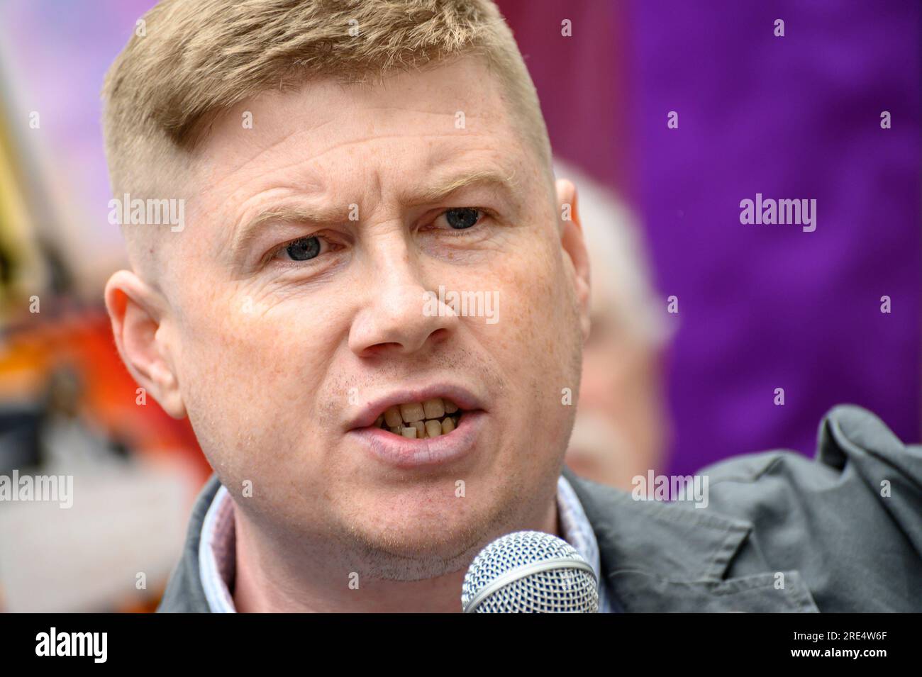 Equity trade union hi-res stock photography and images - Alamy