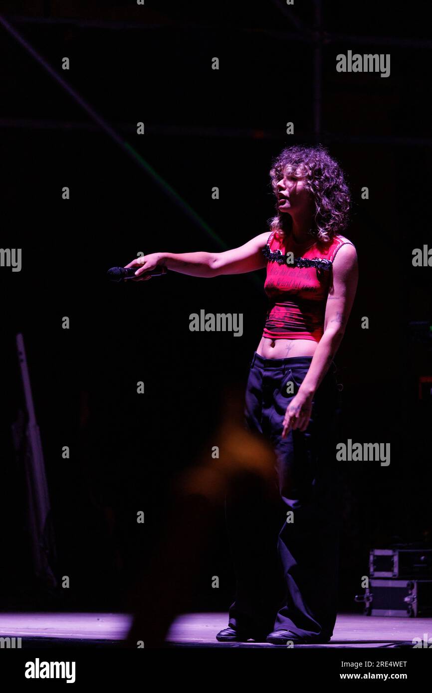 Madame, pseudonym of Francesca Calearo, is an Italian singer-songwriter ...