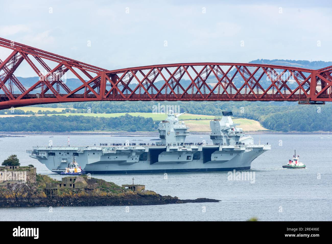 Hms prince of wales hi-res stock photography and images - Alamy