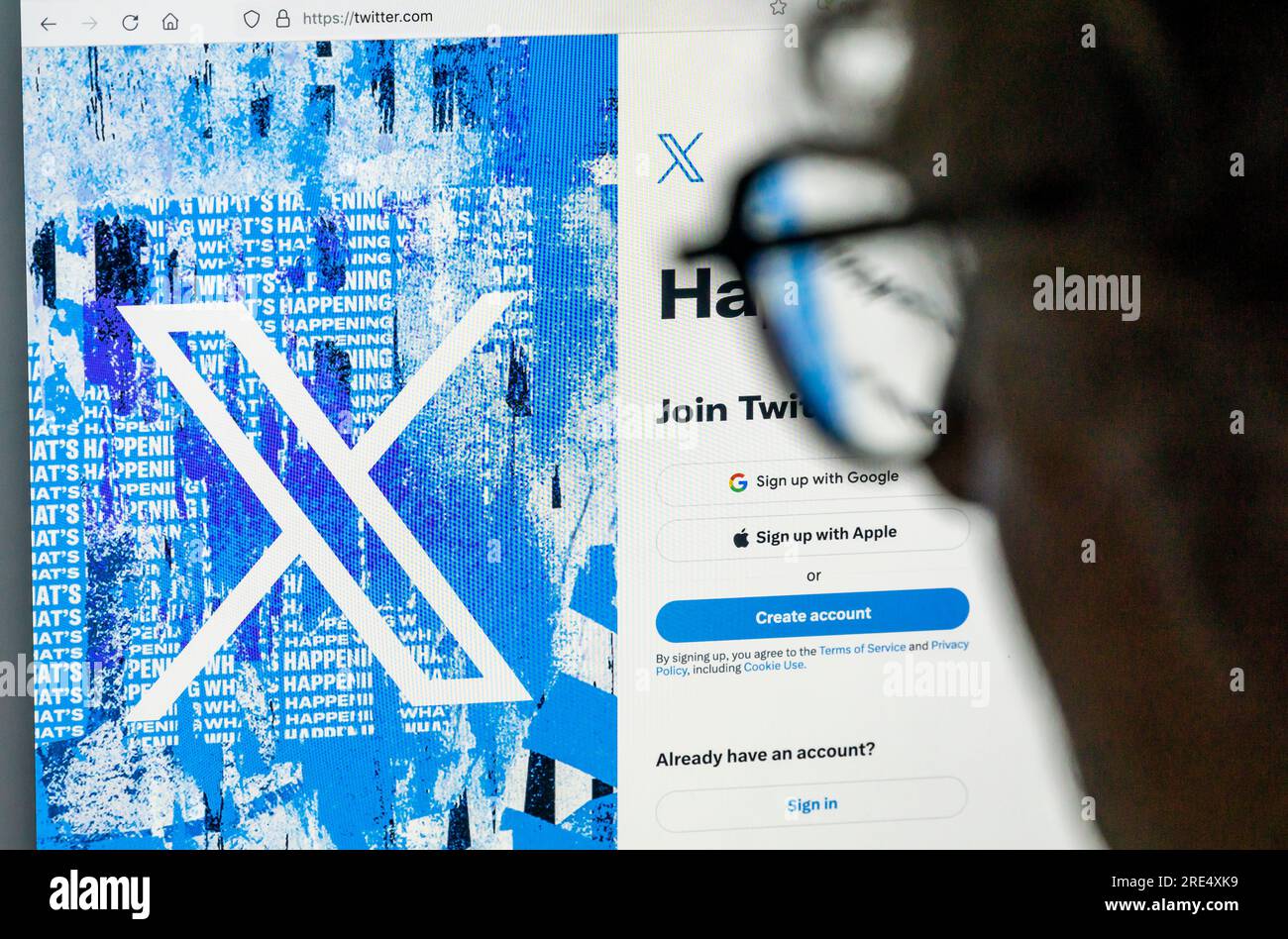 The Twitter sign in page displaying its new name, “X” on the sign-in ...