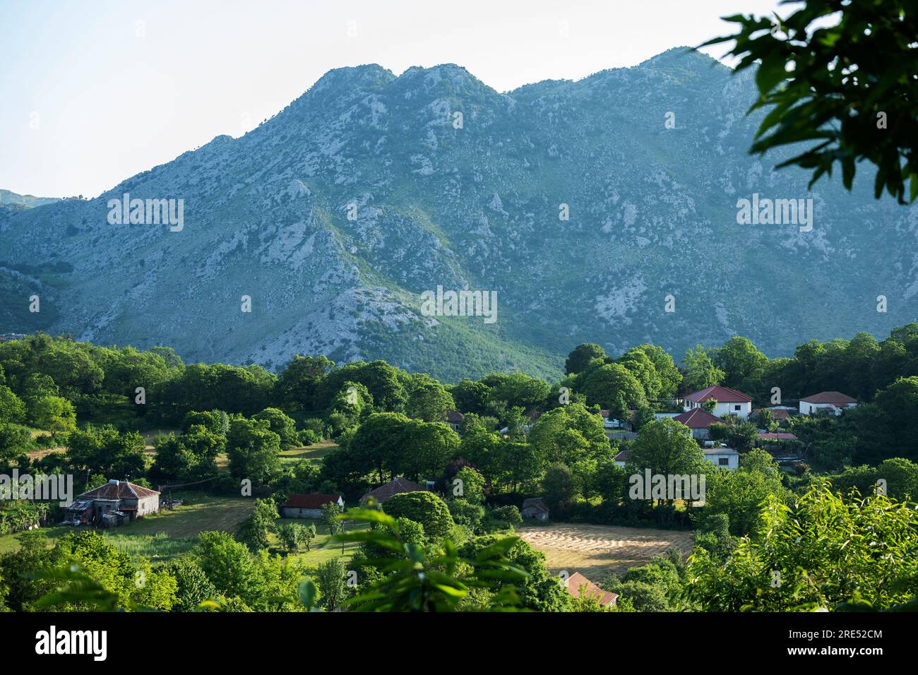 Picturesque scene mountain valley hi-res stock photography and images ...