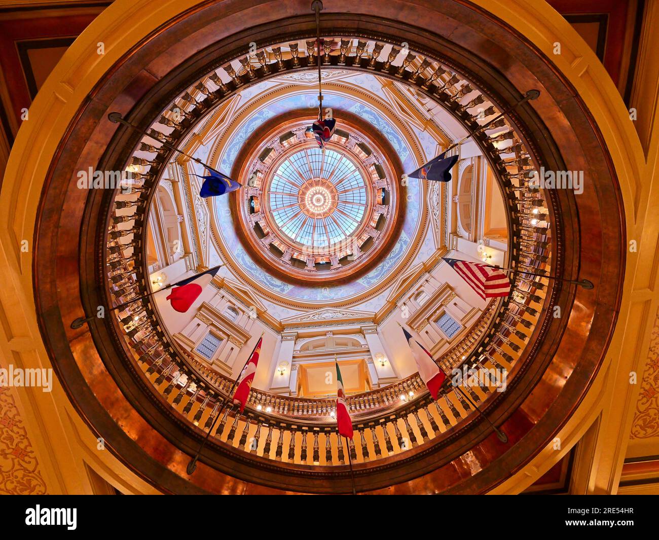 Topeka city center hi-res stock photography and images - Alamy
