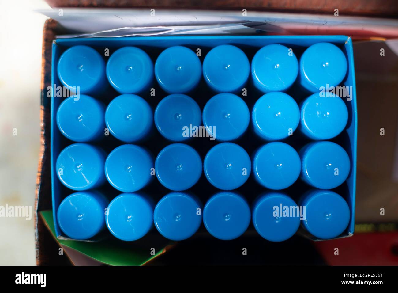 Blue objects hi-res stock photography and images - Alamy
