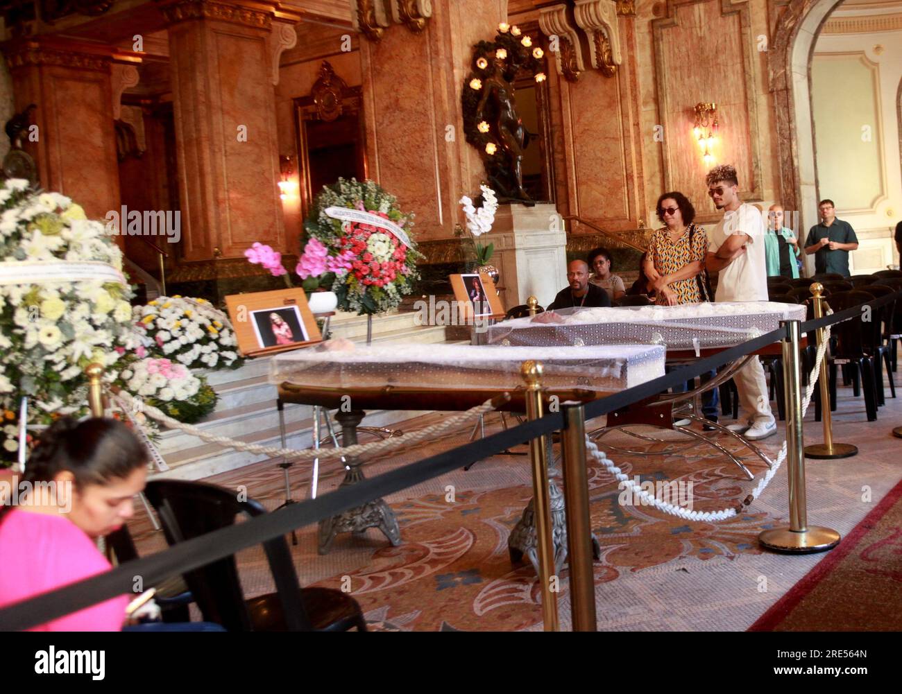 Leny andrade hi-res stock photography and images - Alamy