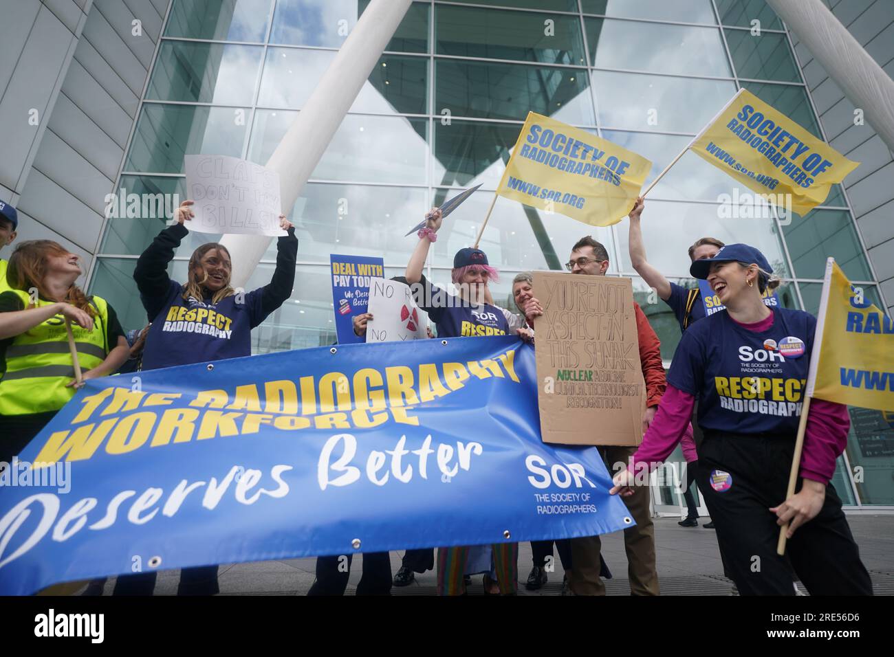 Members of the Society of Radiographers (SoR) on the picket line ...