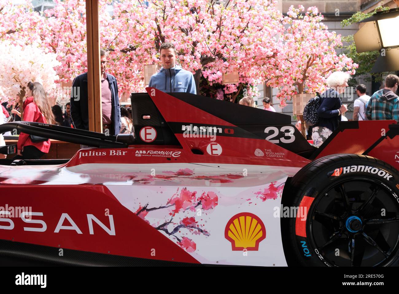 Covent Garden, London, UK. 25th July 2023. Nissan Feel Electric ...