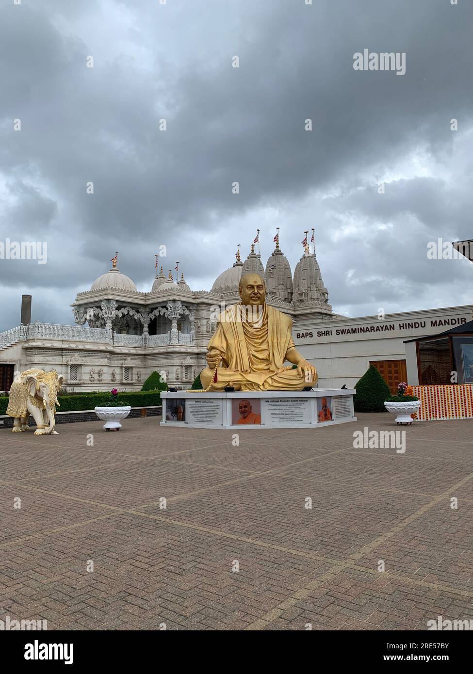 BAPS Shri Swaminarayan Mandir, the largest Hindu Temple in Europe Stock ...