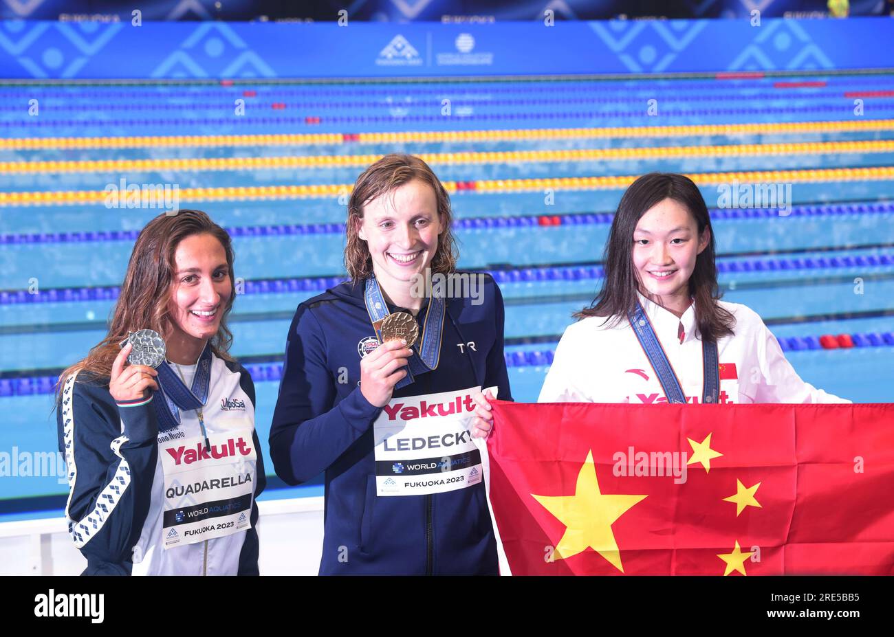 (L-R) QUADARELLA Simona of Italy, silver, LEDECKY Katie of United ...
