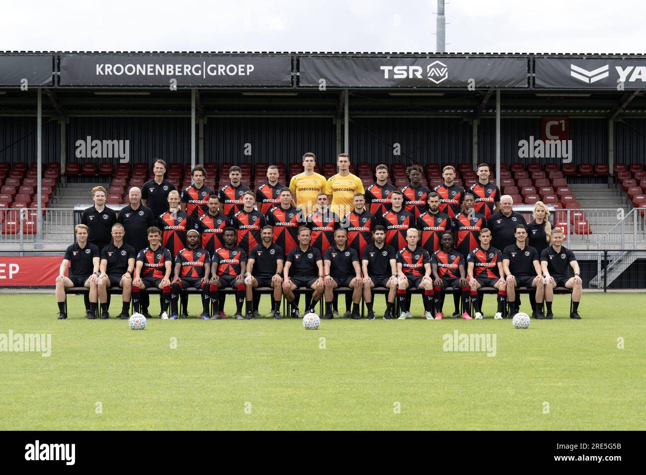 ALMERE - (behind lr) video analyst Max Buis, Jochem Ritmeester van de ...