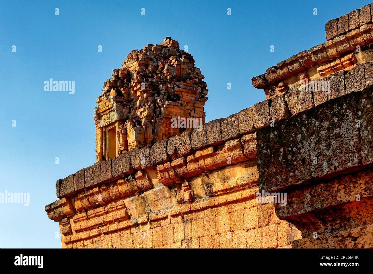 Brick ruins old temple hi-res stock photography and images - Alamy