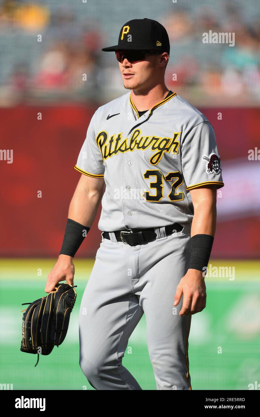 ANAHEIM, CA - JULY 22: Pittsburgh Pirates right fielder Henry Davis (32 ...
