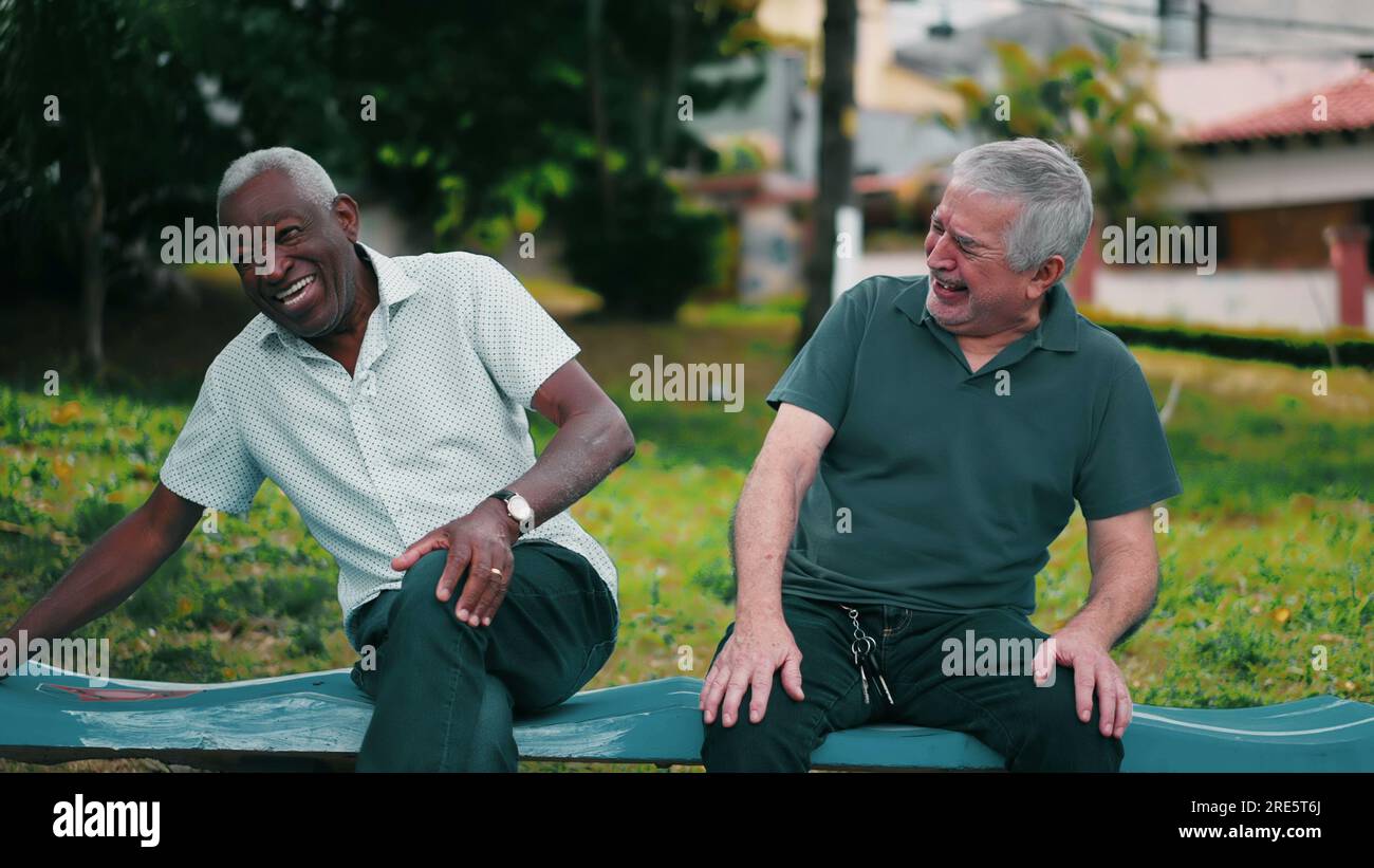 Diverse seniors hi-res stock photography and images - Alamy