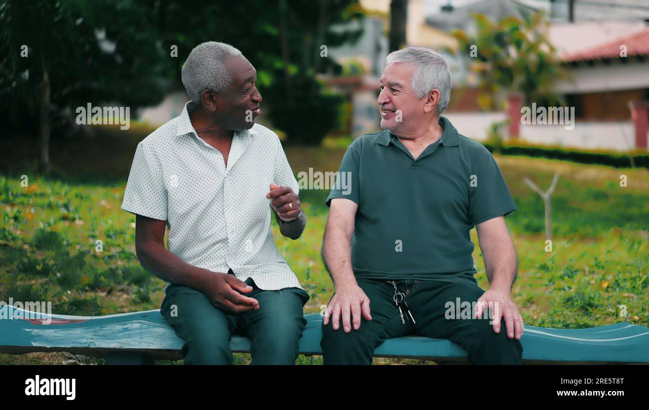 Diverse seniors hi-res stock photography and images - Alamy