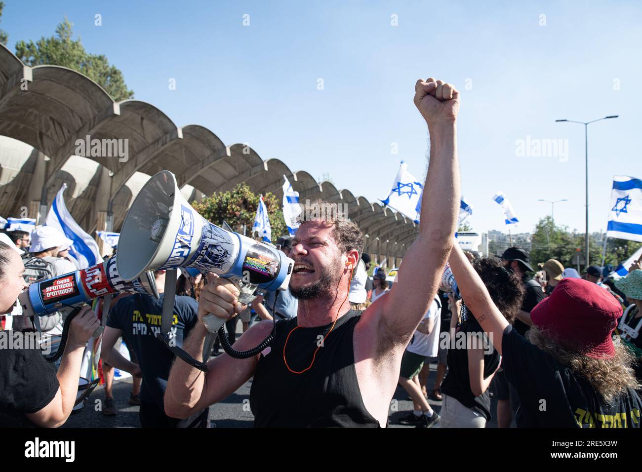 Israel. 24th July, 2023. Anti reform protestor chants and raises his ...