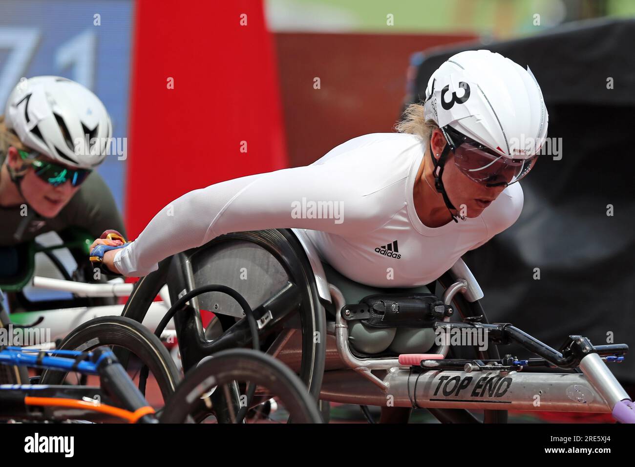 Hannah COCKROFT (Great Britain) competing in the Women's 800m ...