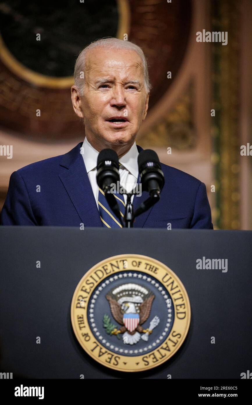 African american 14 year old hi-res stock photography and images - Alamy