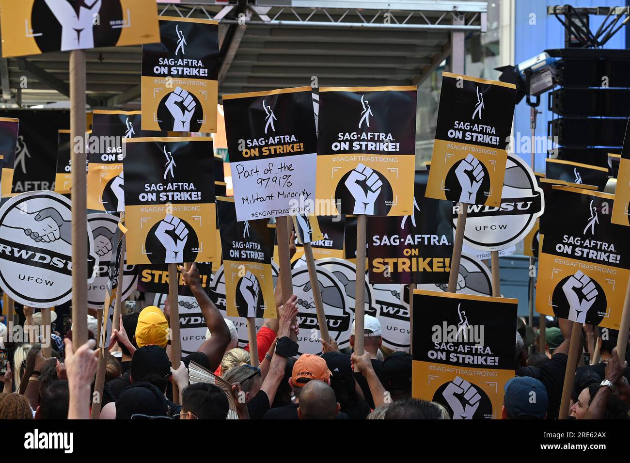 New York, USA. 25th July, 2023. Member of SAG-AFTRA attend the ‘Rock ...
