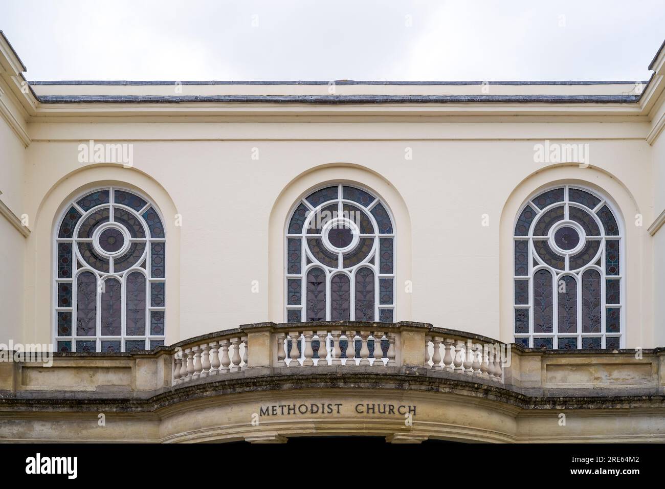 Ornate windows hi-res stock photography and images - Alamy