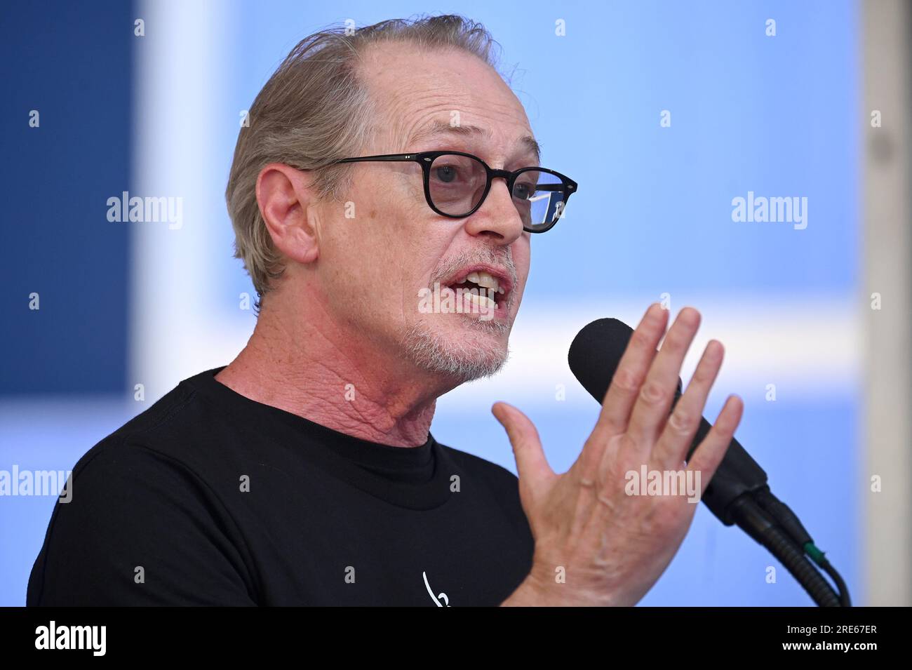 New York, USA. 25th July, 2023. Steve Buscemi speaks at the SAG-AFTRA ...