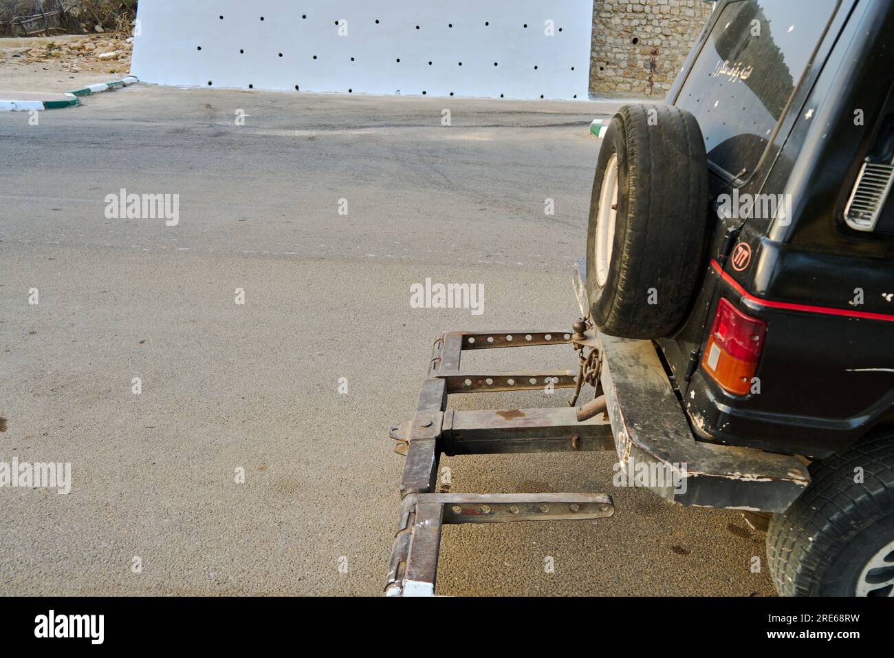 wheel of car on the road Stock Photo - Alamy