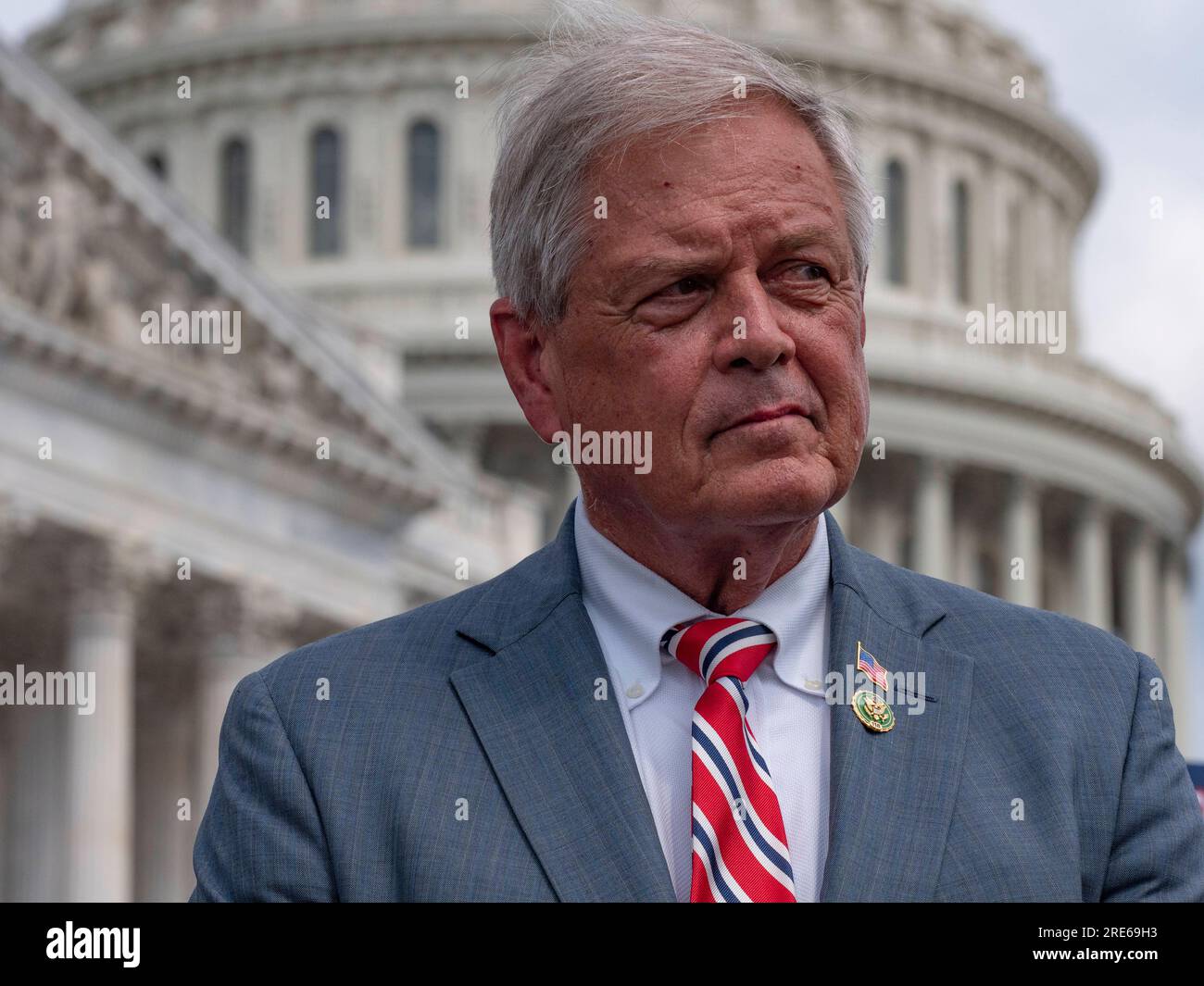 Go bills hi-res stock photography and images - Alamy