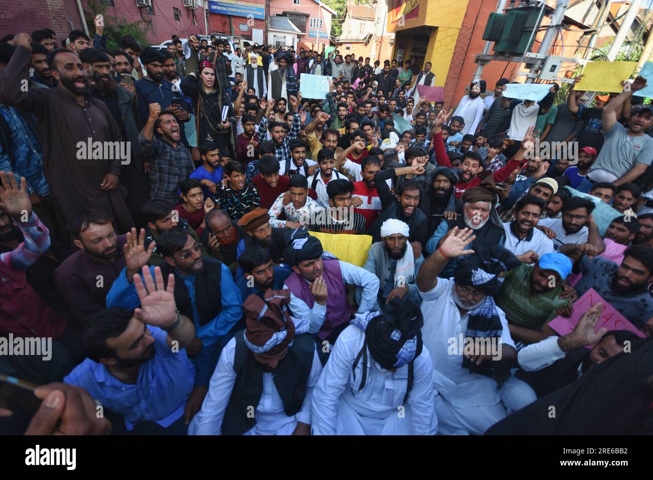 Alamy bakarwal india hi-res stock photography and images - Alamy