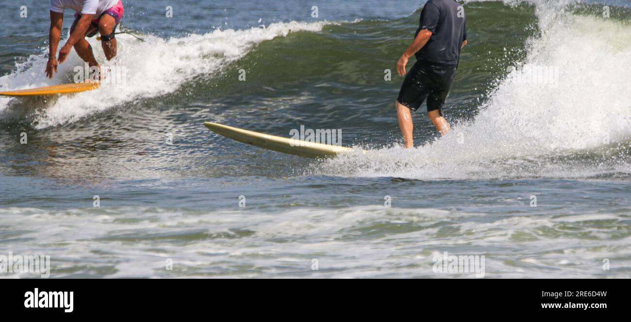 Catch the same wave hi-res stock photography and images - Alamy