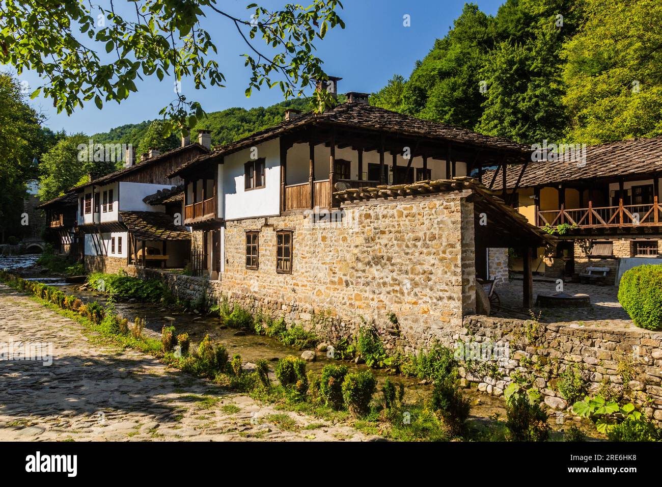 Traditional houses in etar hi-res stock photography and images - Alamy