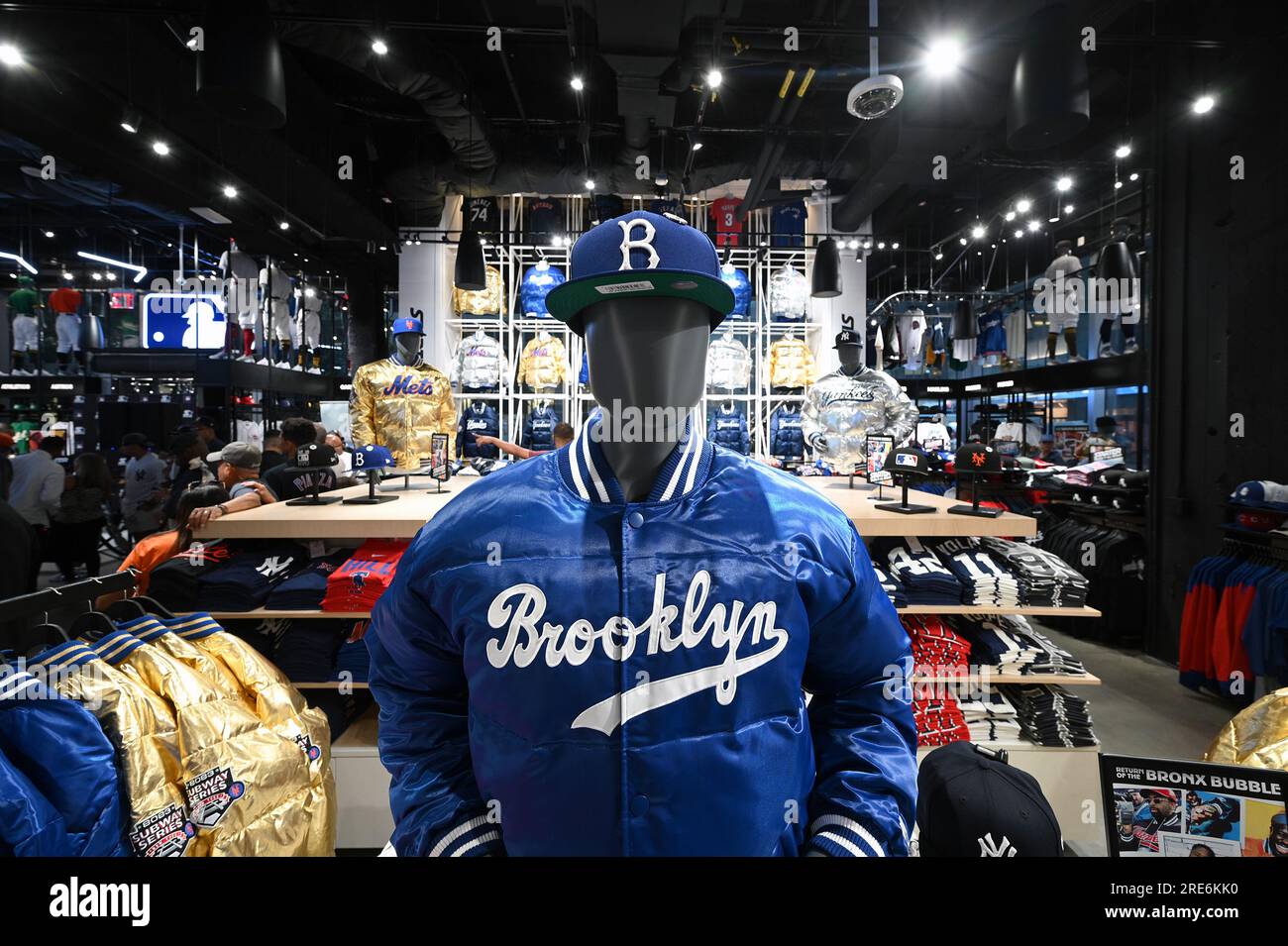 New York, USA. 25th July, 2023. Starter x MLB Bronx Bubble Jacket on ...