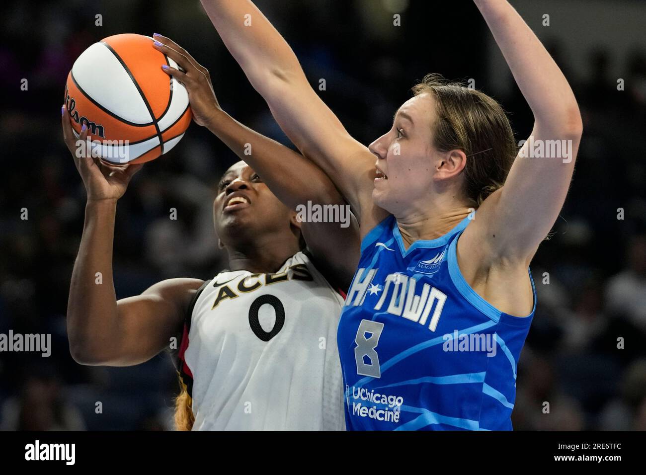 Chicago Sky forward Alanna Smith, right, defends against a shot by Las ...