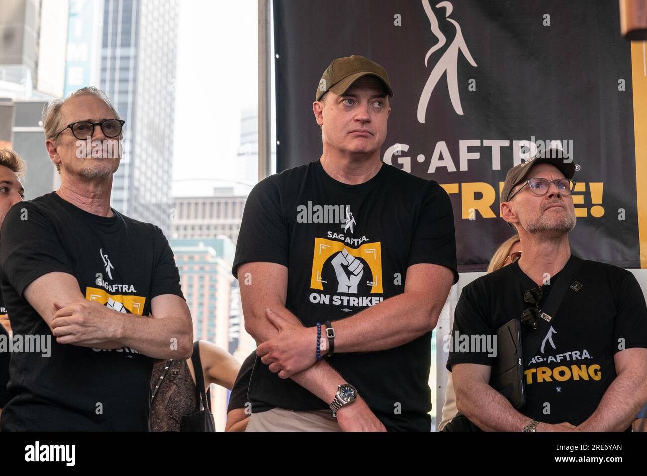 Steve Buscemi, Brendan Fraser, Christian Slater attend Rock the City ...