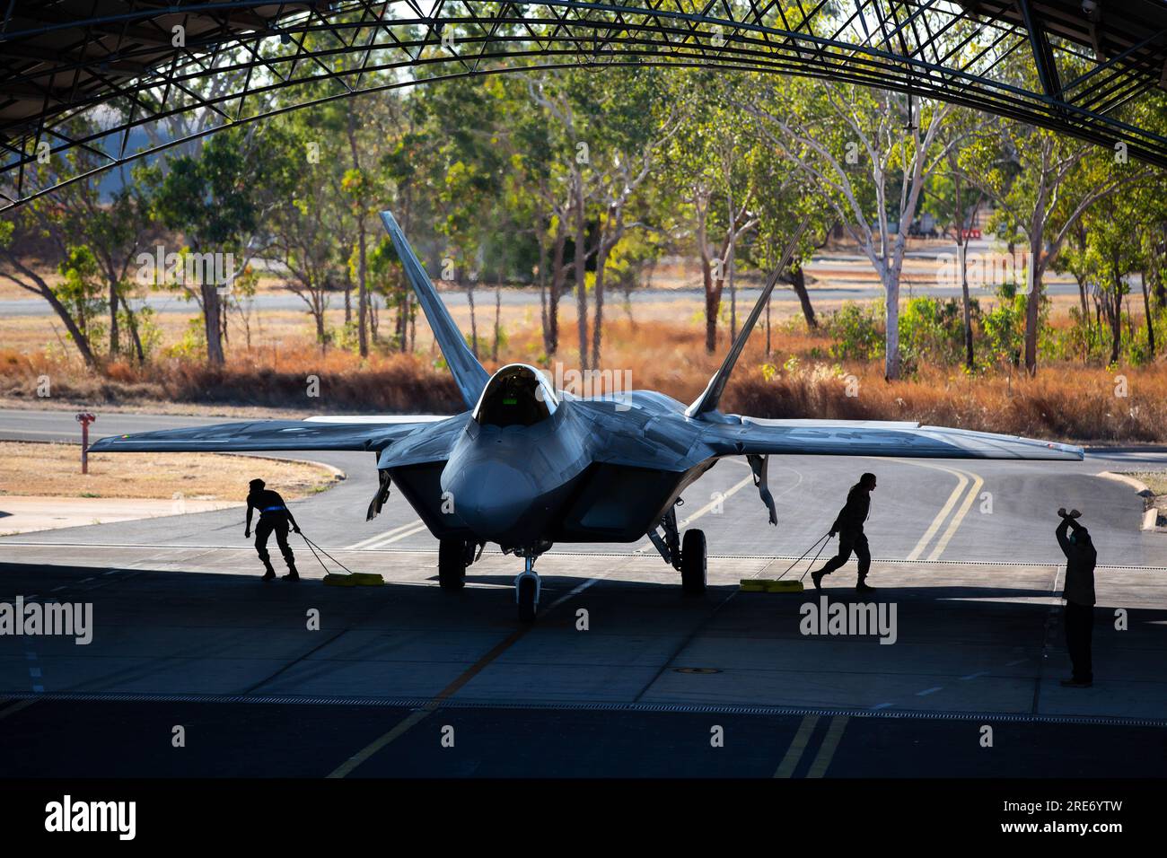 A U.S. Air Force F-22 Raptor from the 199th Air Expeditionary Squadron ...
