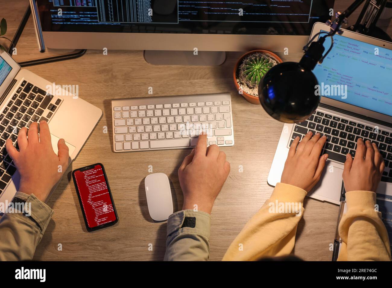 Female programmers working laptops hi-res stock photography and images - Alamy