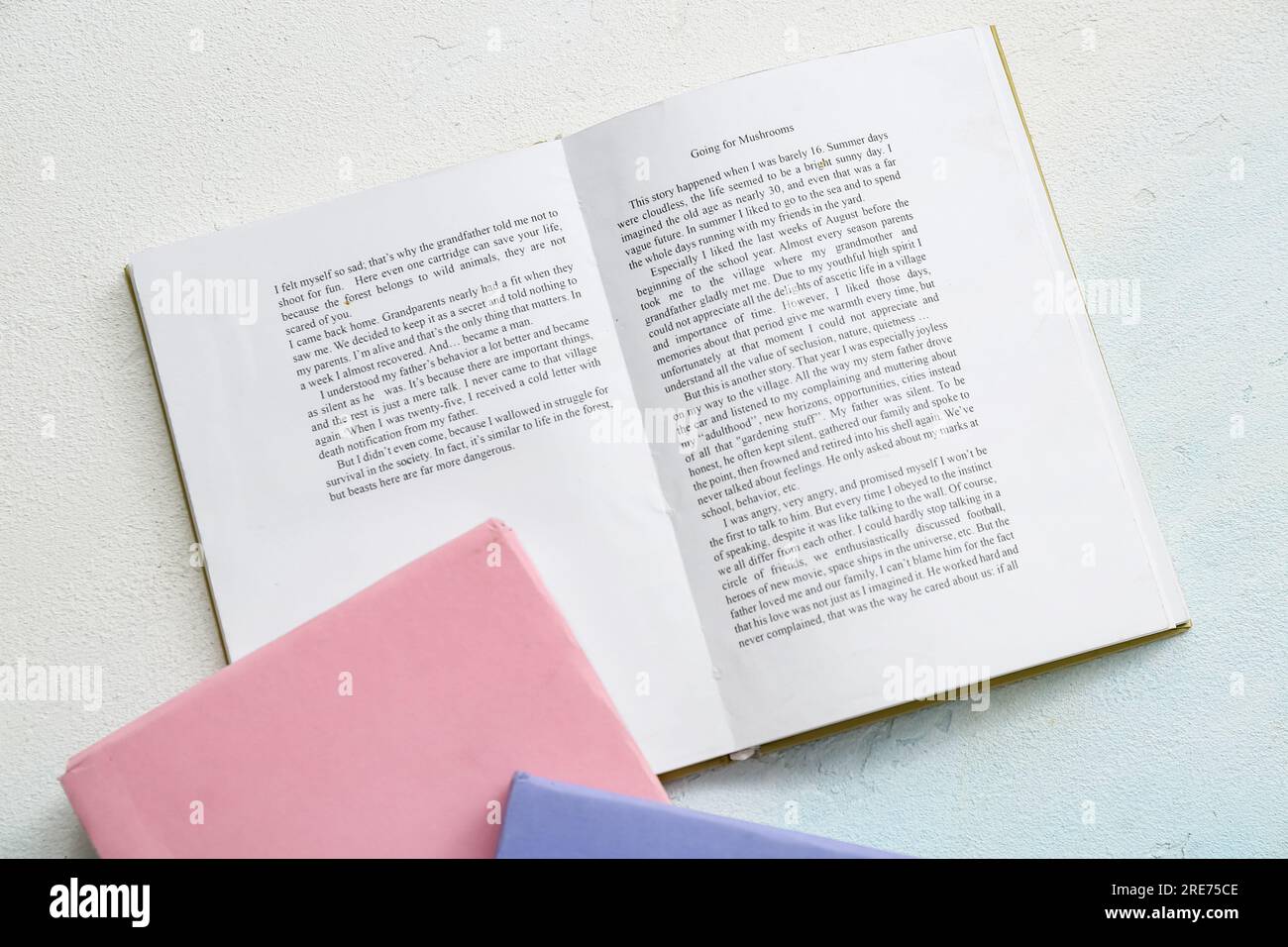 Open book hardback flat hi-res stock photography and images - Alamy