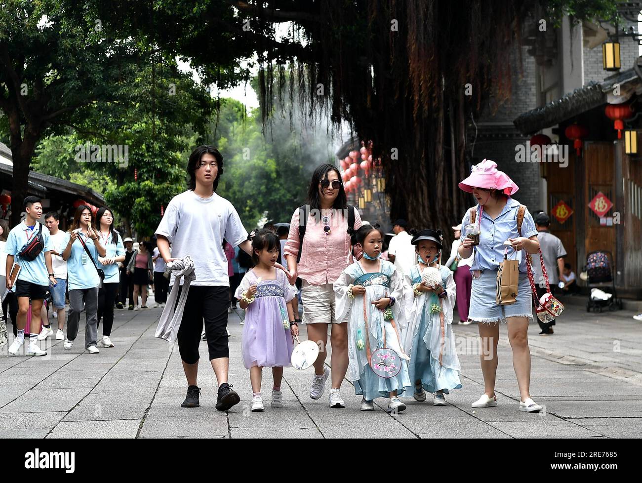 **CHINESE MAINLAND, HONG KONG, MACAU AND TAIWAN OUT** People visit ...