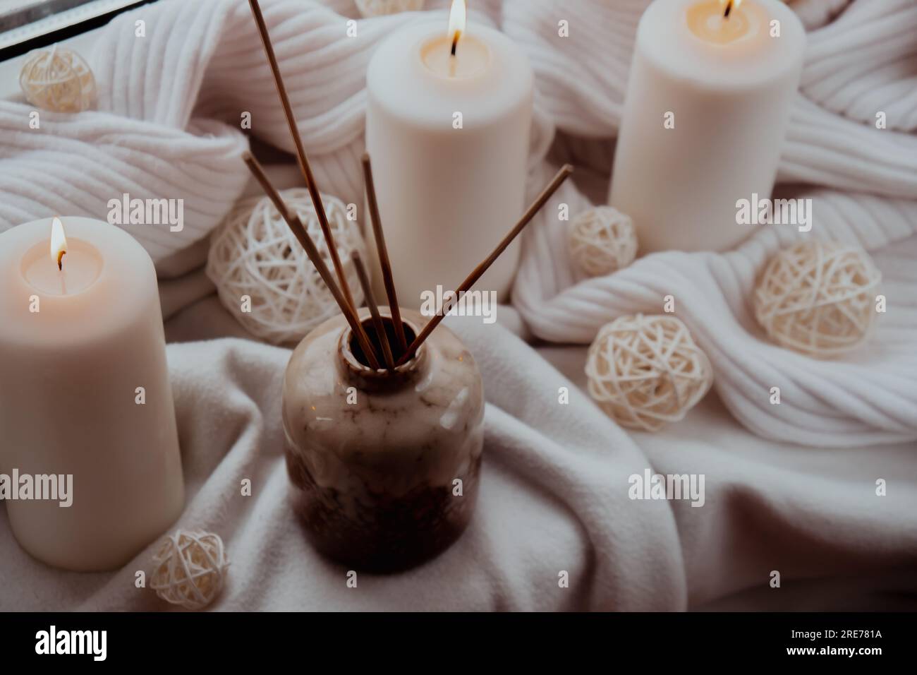 Aroma reed diffuser. Bottle container with wood stick diffusers ...