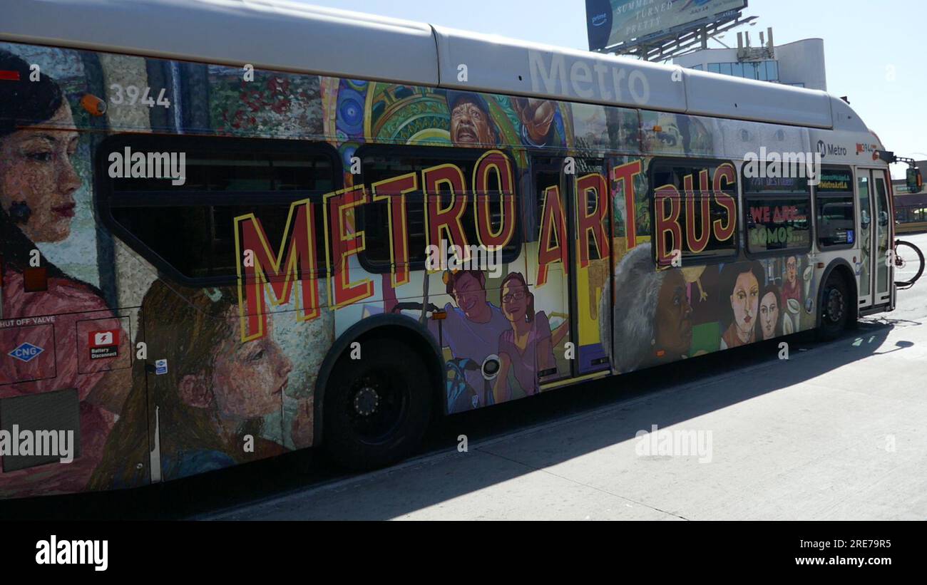 Metro art bus hi-res stock photography and images - Alamy