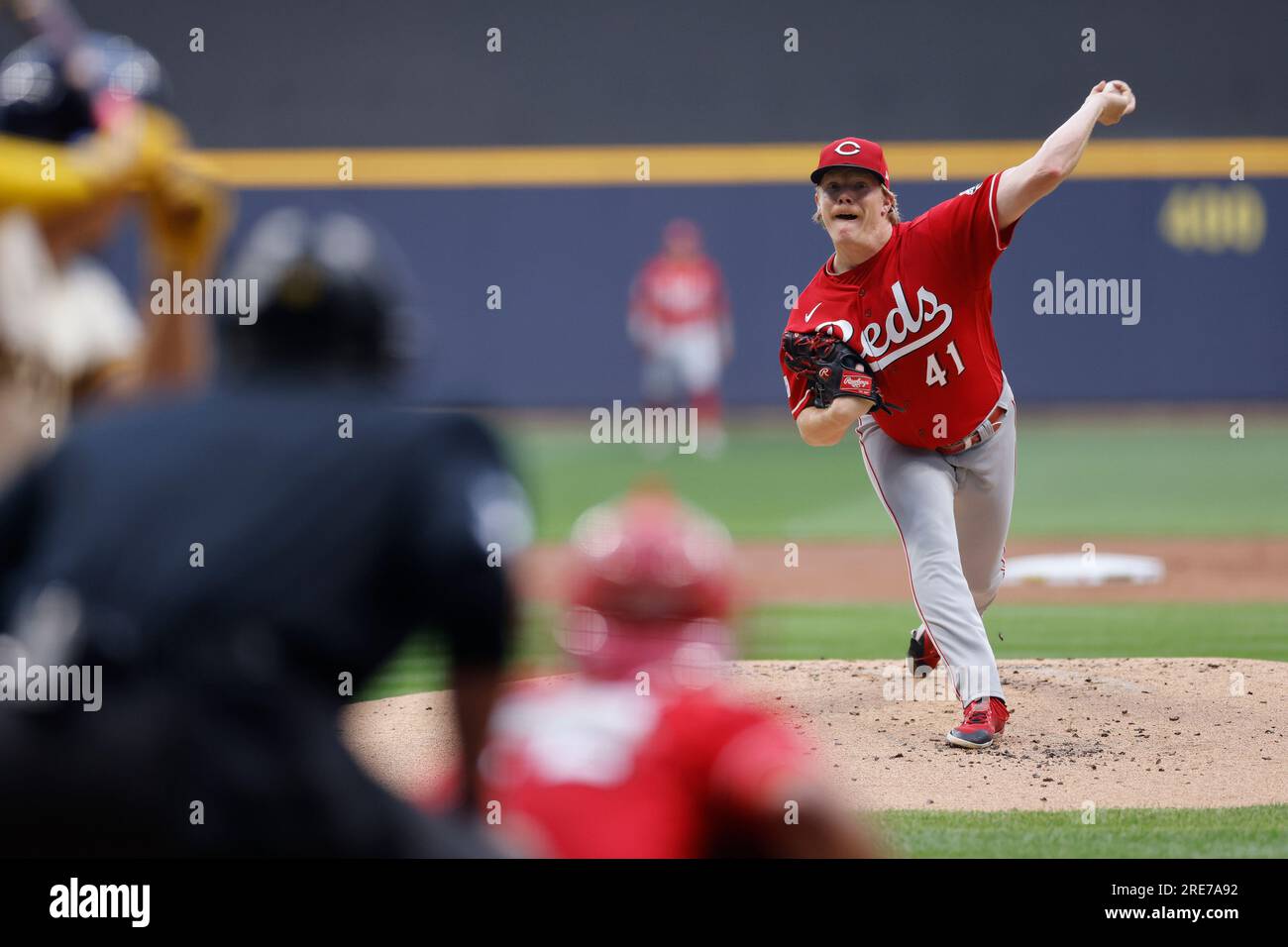 MILWAUKEE, WI - JULY 25: Cincinnati Reds starting pitcher Andrew Abbott ...
