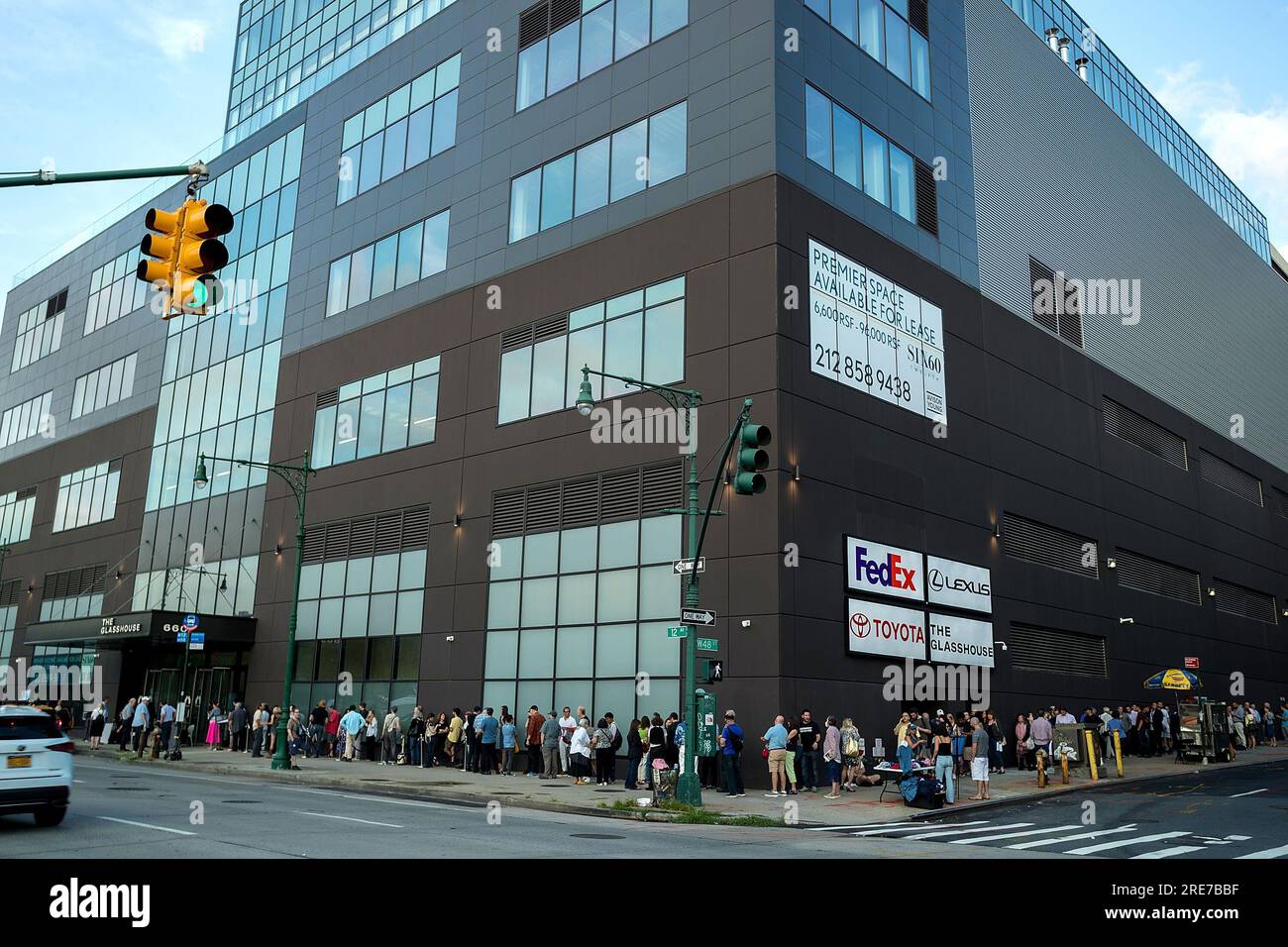 New York, NY, USA. 25th July, 2023. Atmosphere, exterior at the ...