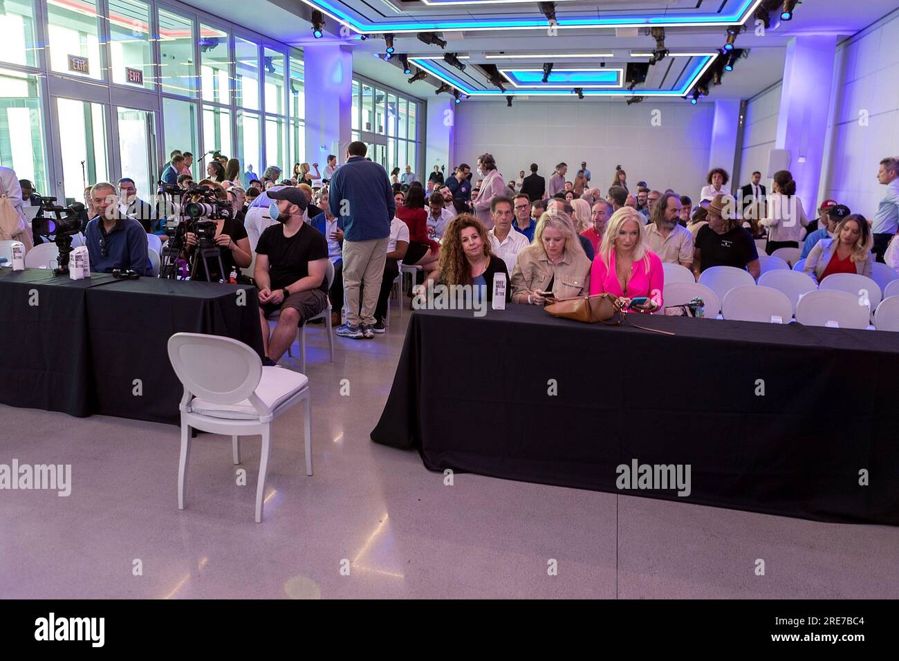 Woeld values network hi-res stock photography and images - Alamy