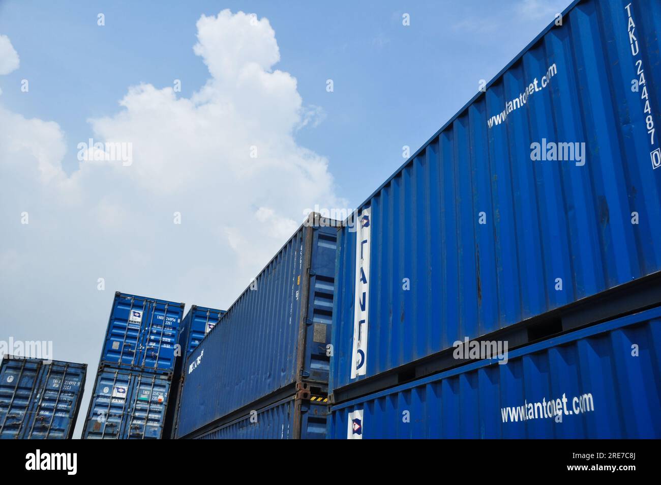 Jakarta, Indonesia - May 26, 2017 : Container loading and unloading ...