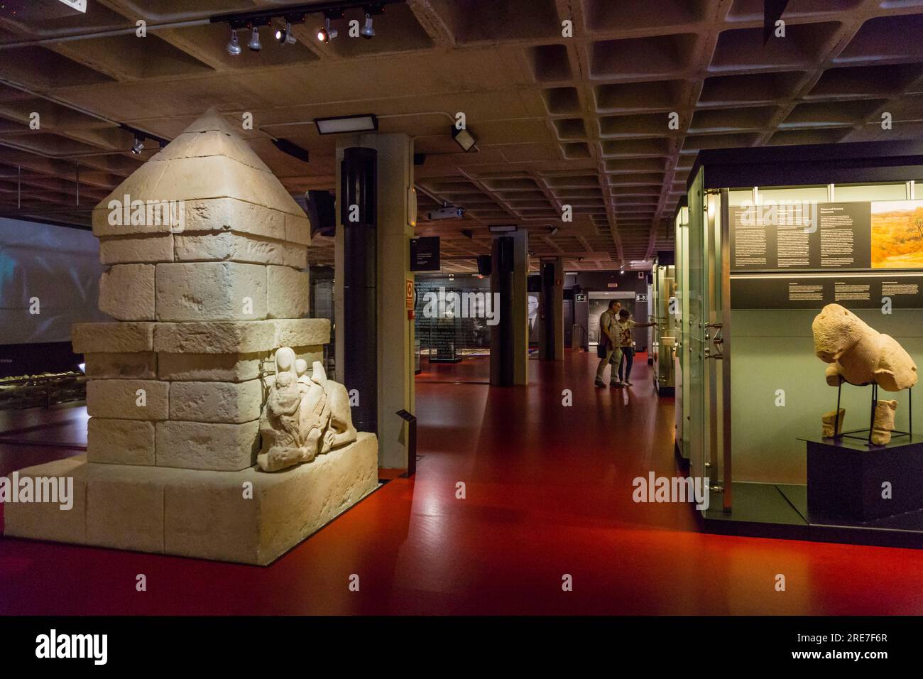 Sphinx gallery hi-res stock photography and images - Alamy