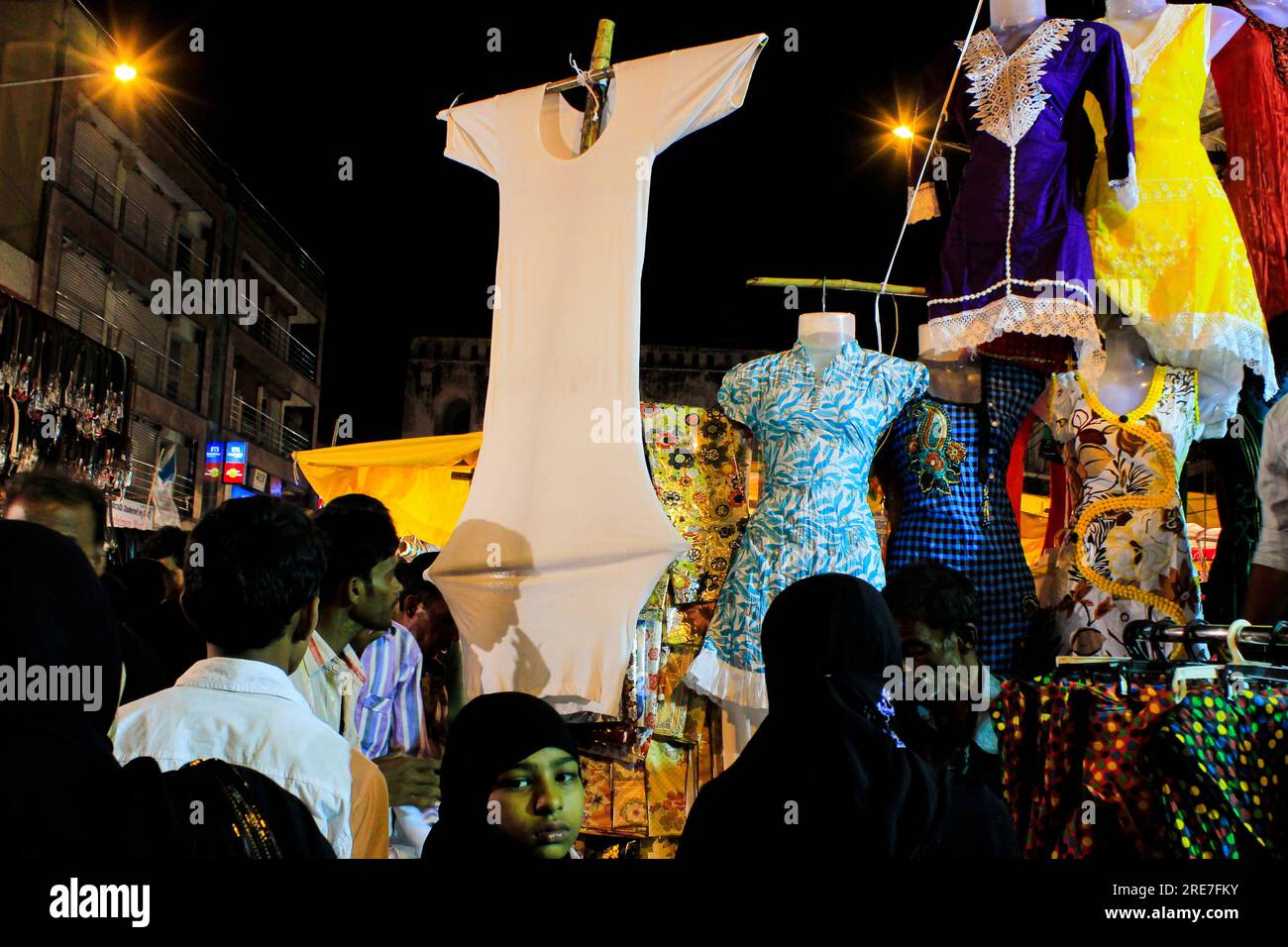 Hyderbad streets hi-res stock photography and images - Alamy