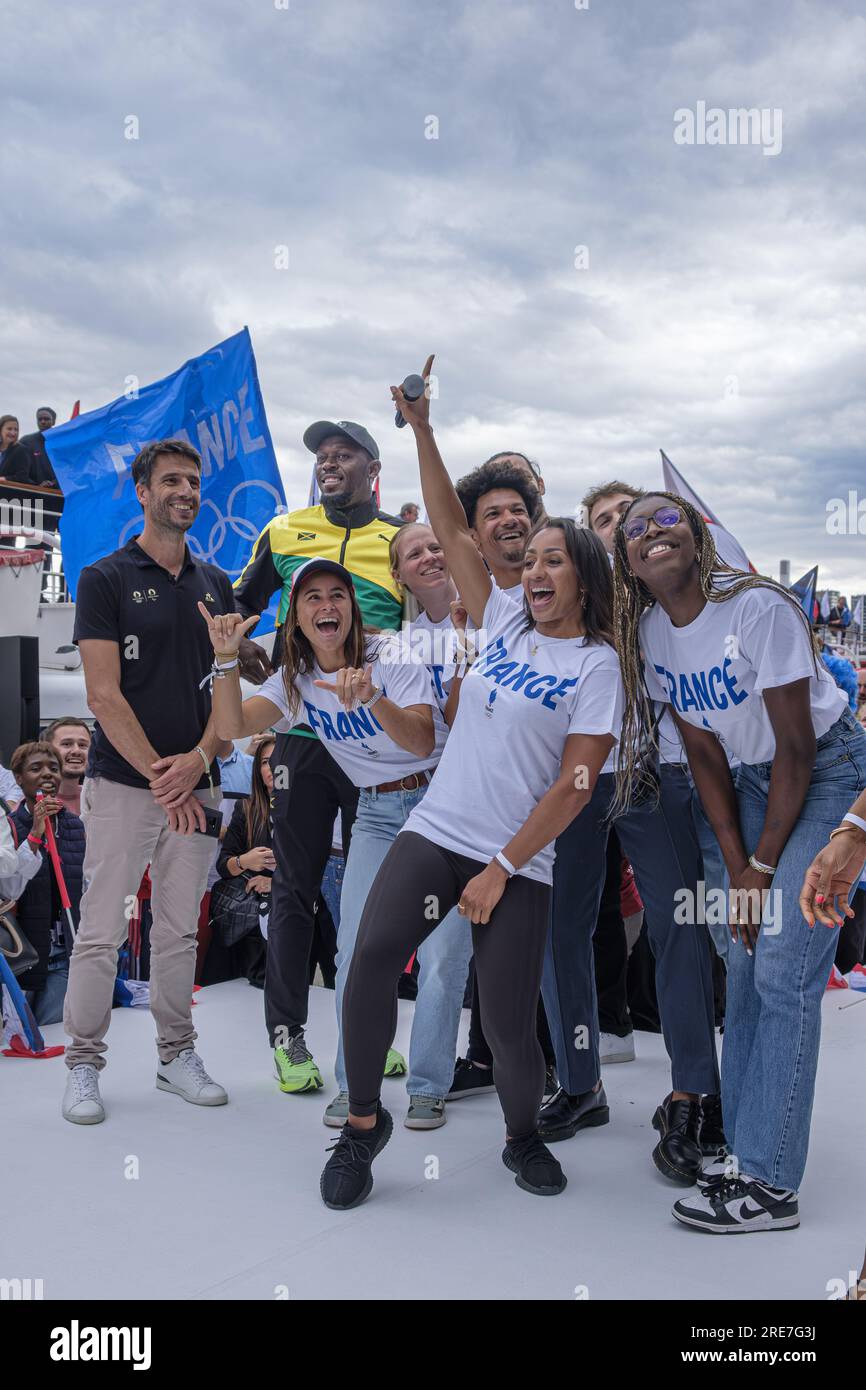 FRANCE. PARIS (75) 16 TH ARRONDISSEMENT. PORT DEBILLY, CELEBRATION AND ...