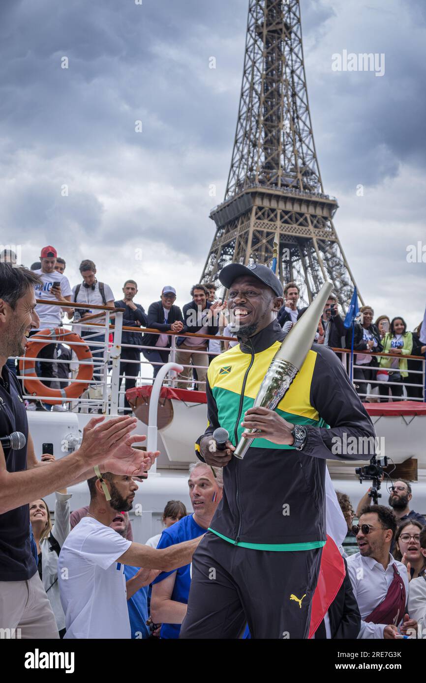 FRANCE. PARIS (75) 16 TH ARRONDISSEMENT. PORT DEBILLY, CELEBRATION AND ...