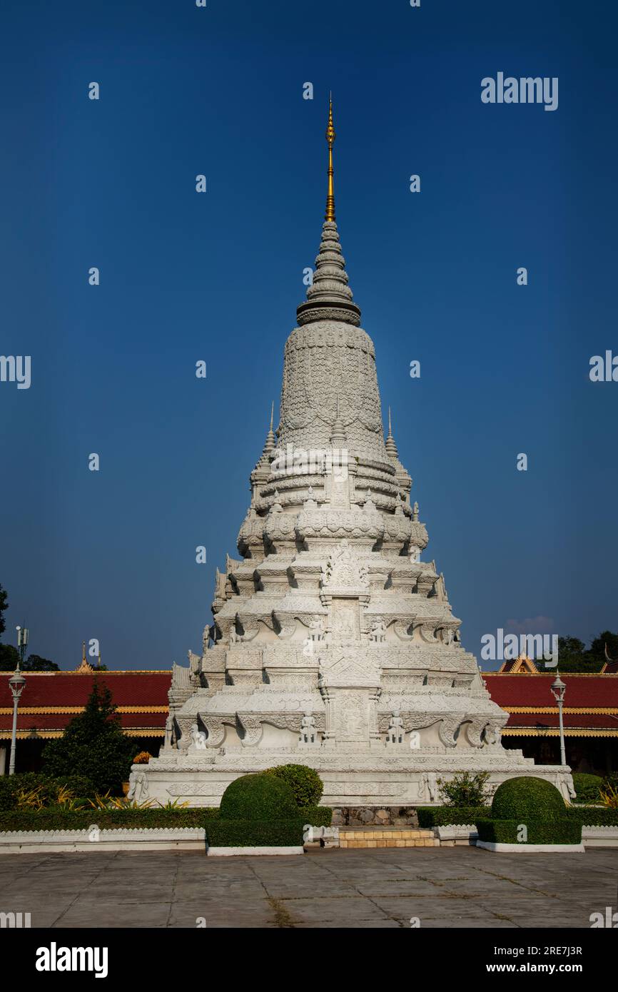 Orient khmer building hi-res stock photography and images - Alamy